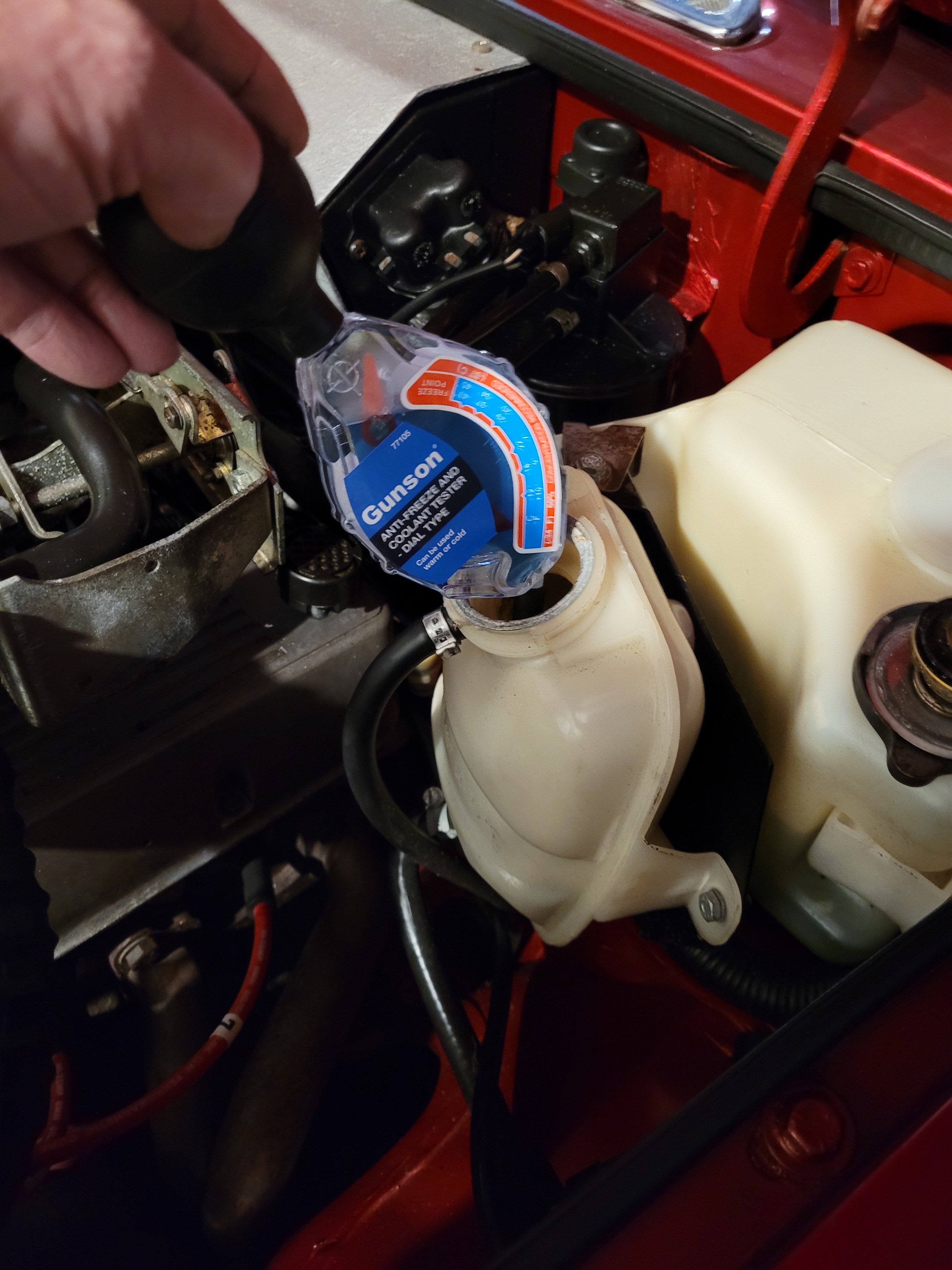 Checking the Coolant condition – MG RV8 info news and reviews
