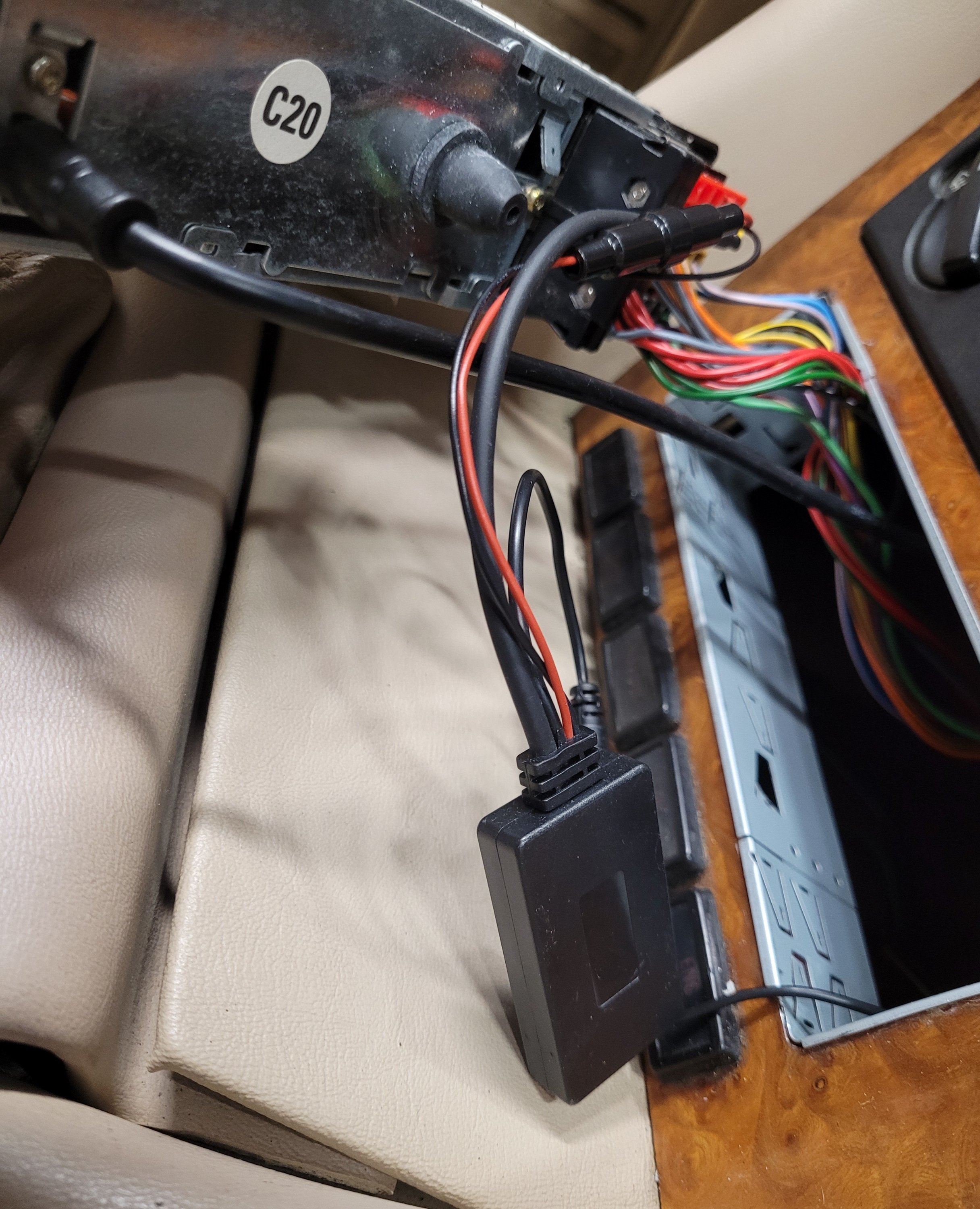 Adding bluetooth and phone calls to my MGRV8 radio – MG RV8 info news ...