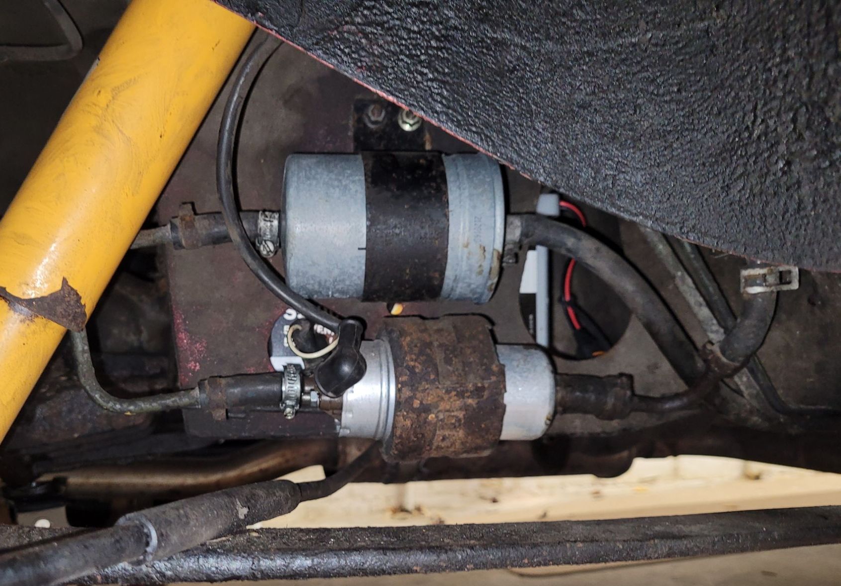 MG RV8 Fuel Pump and Filter Pipework – MG RV8 info news and reviews